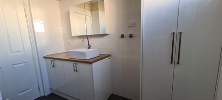 Convenient Location in Taree West! | Rentumo